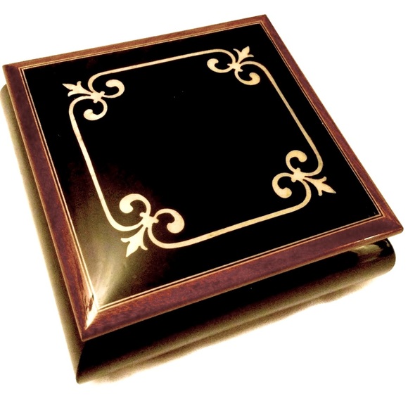 Sorrento | Jewelry | Sorrento Italian Jewelry Box Black Wood Laquer ...